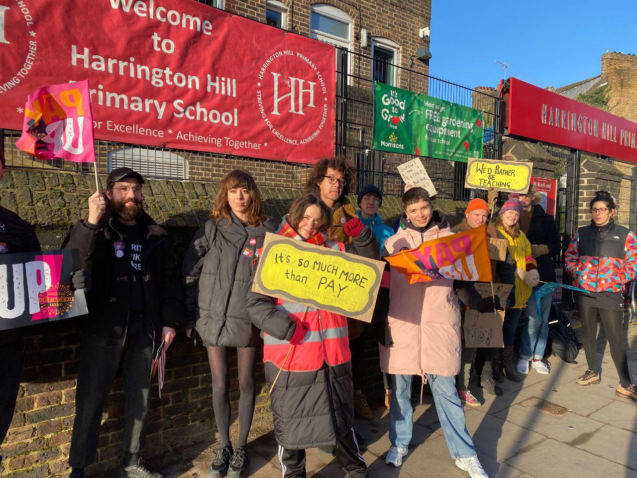 Solidarity with workers on strike - let us know how we can help ...