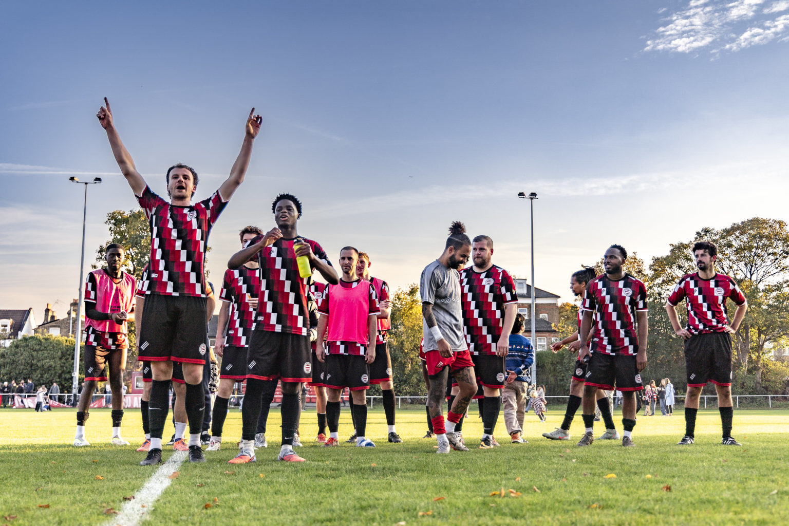 Match report // Clapton CFC Men's First Team 4 Hoddesdon Town 1 // 11. ...